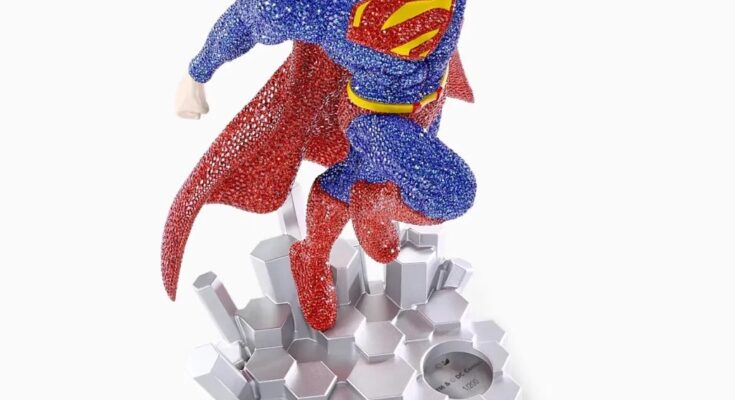 Artículos de Superman de cristal de Swarovski de edición limitada